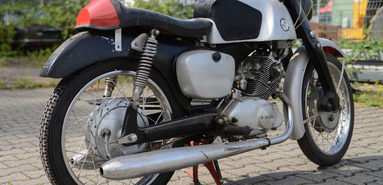 Honda CB 92 Super Sport - die flotte Rennfeile