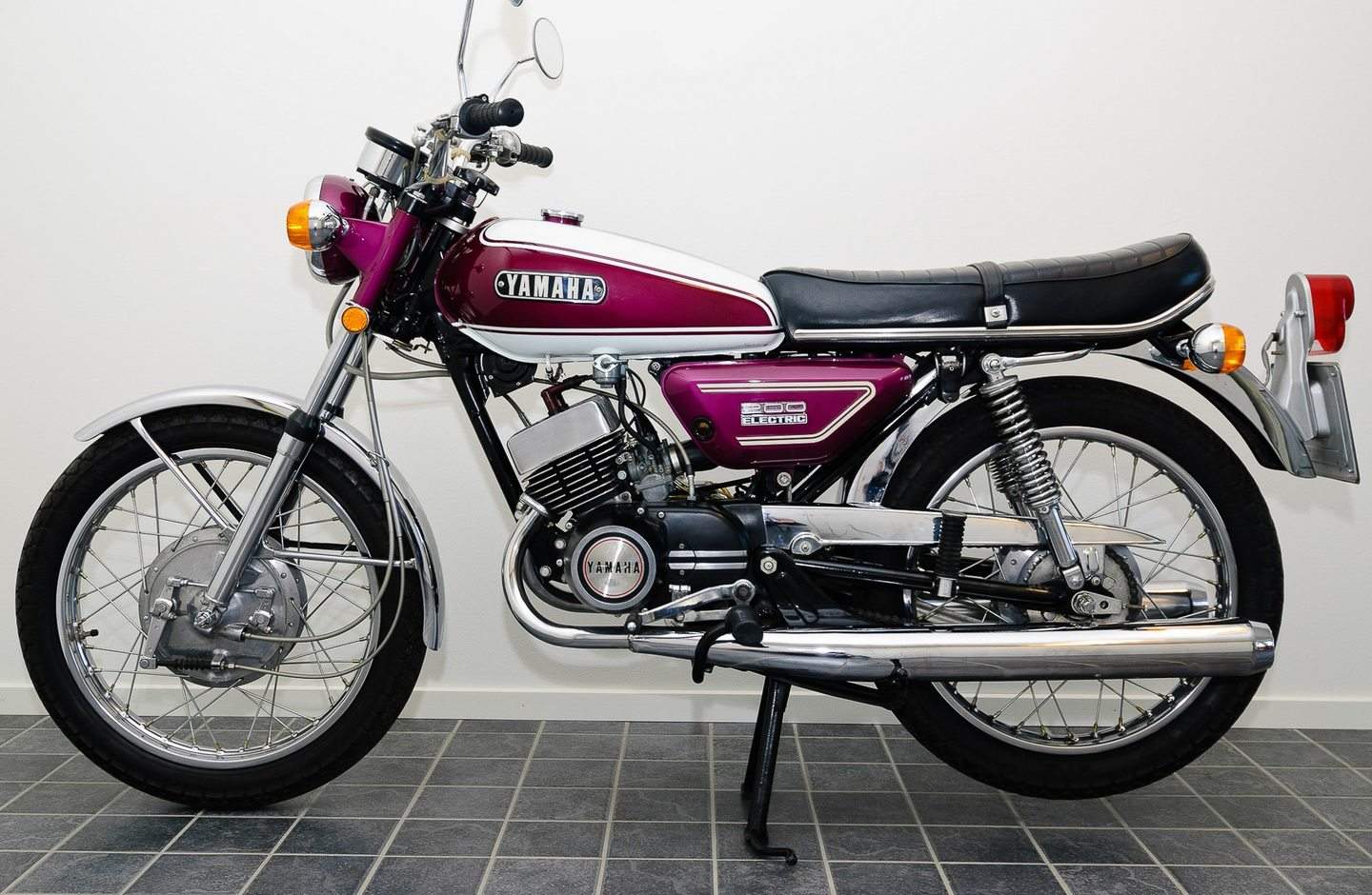Yamaha CS5 - Nippon-Classic.de