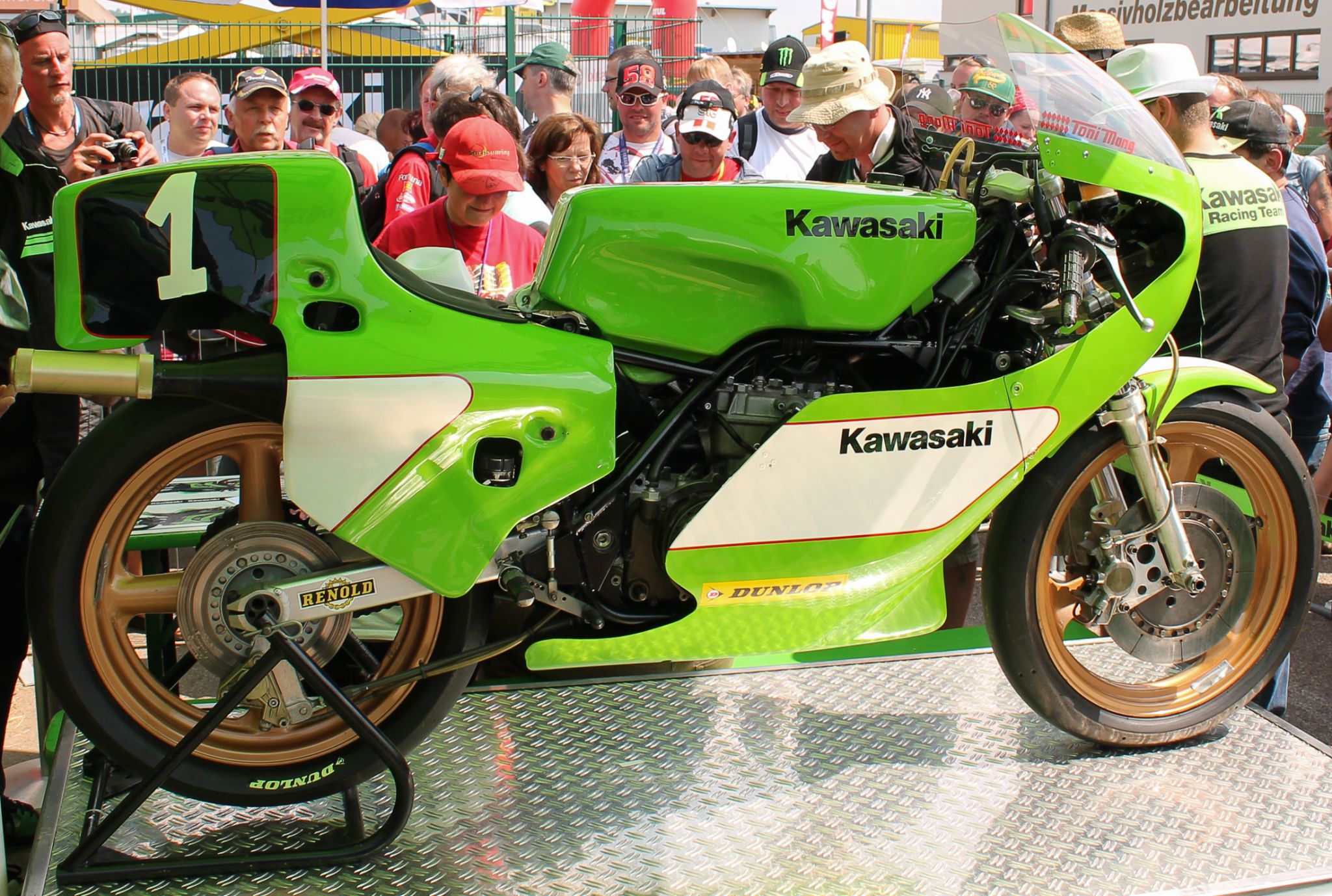 Kawasaki KR 350 - Nippon-Classic.de