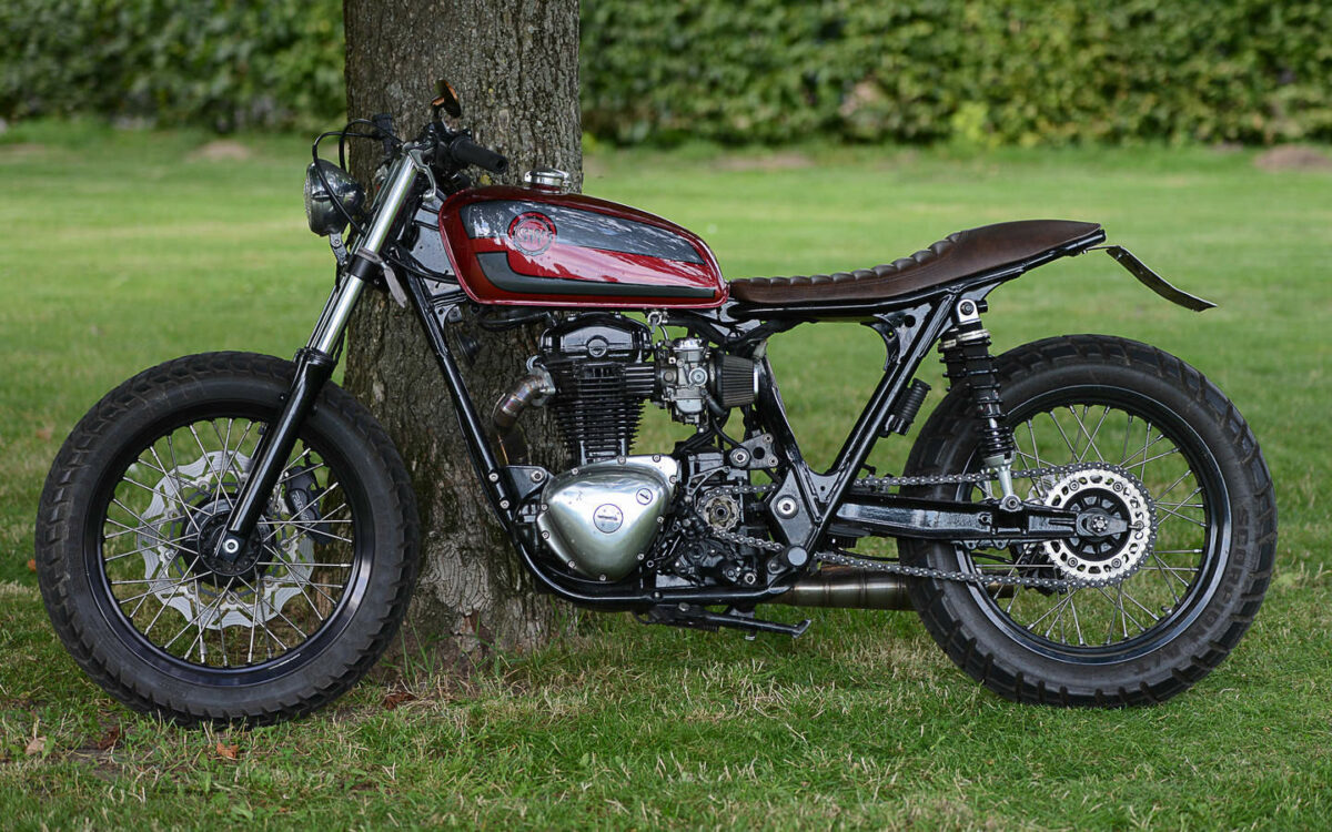 Ultra-direkte Kawasaki W650 Bratstyle von Schlachtwerk