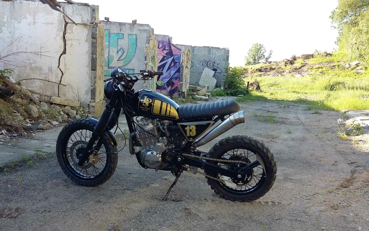 Aus brav wird wild - Honda SLR 650 Dirt Track Umbau