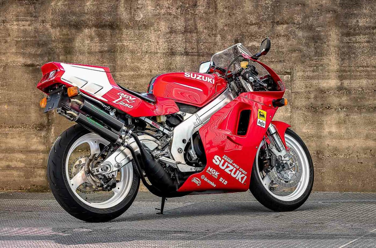 SUZUKI RGV 250 - Nippon-Classic.de