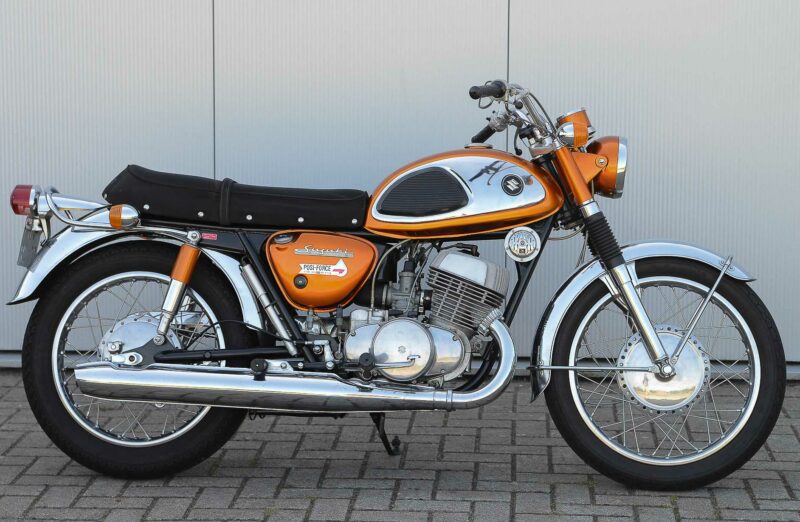 SUZUKI T 500 - Nippon-Classic.de