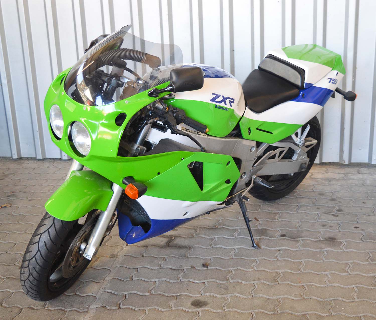 KAWASAKI ZXR 750 - Die schnellsten Staubsaugerschläuche: TEIL 1