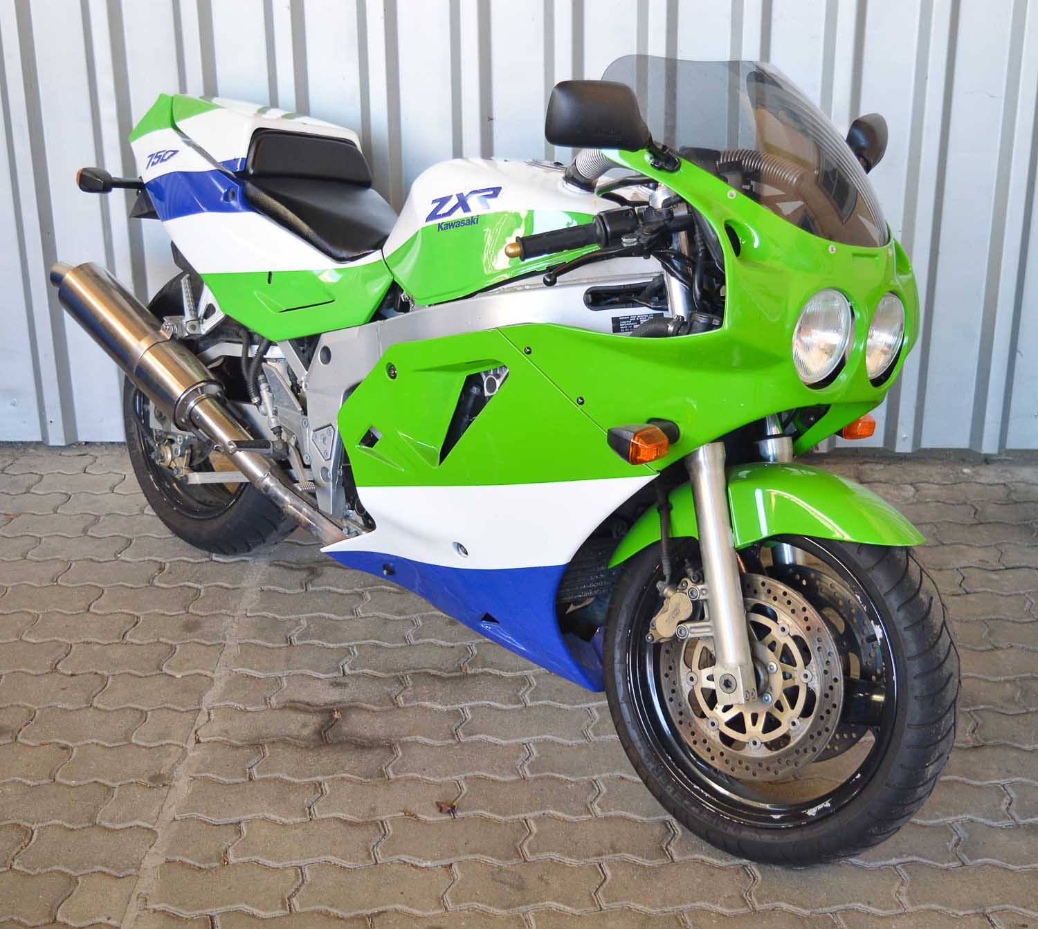 KAWASAKI ZXR 750 – Die schnellsten Staubsaugerschläuche: TEIL 1 ...